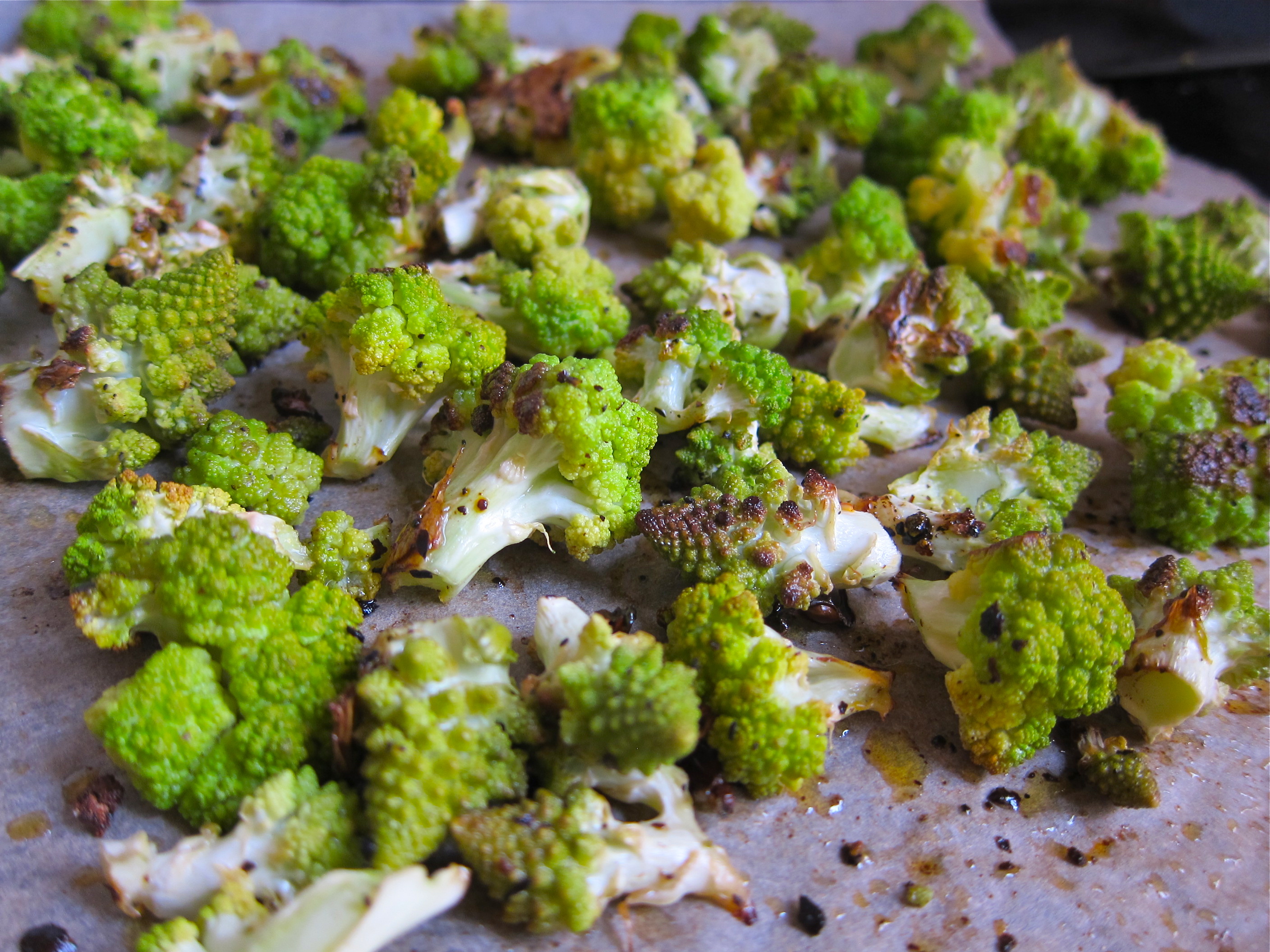 Roasted Romanesco & Green Cauli | Figsinmybelly